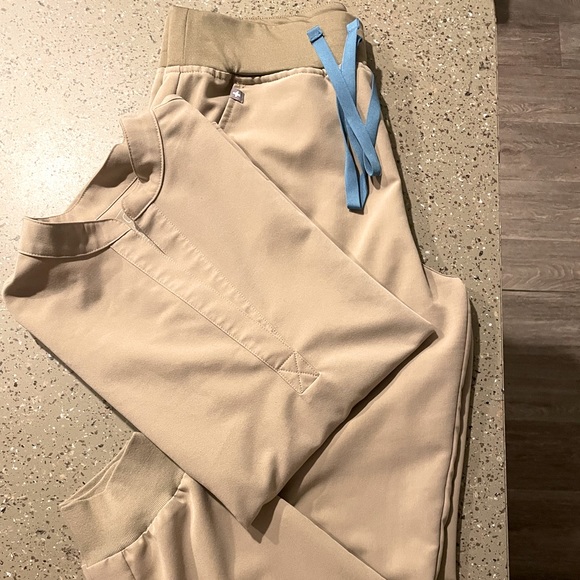 Figs | Other | Figs Set Boulder | Poshmark